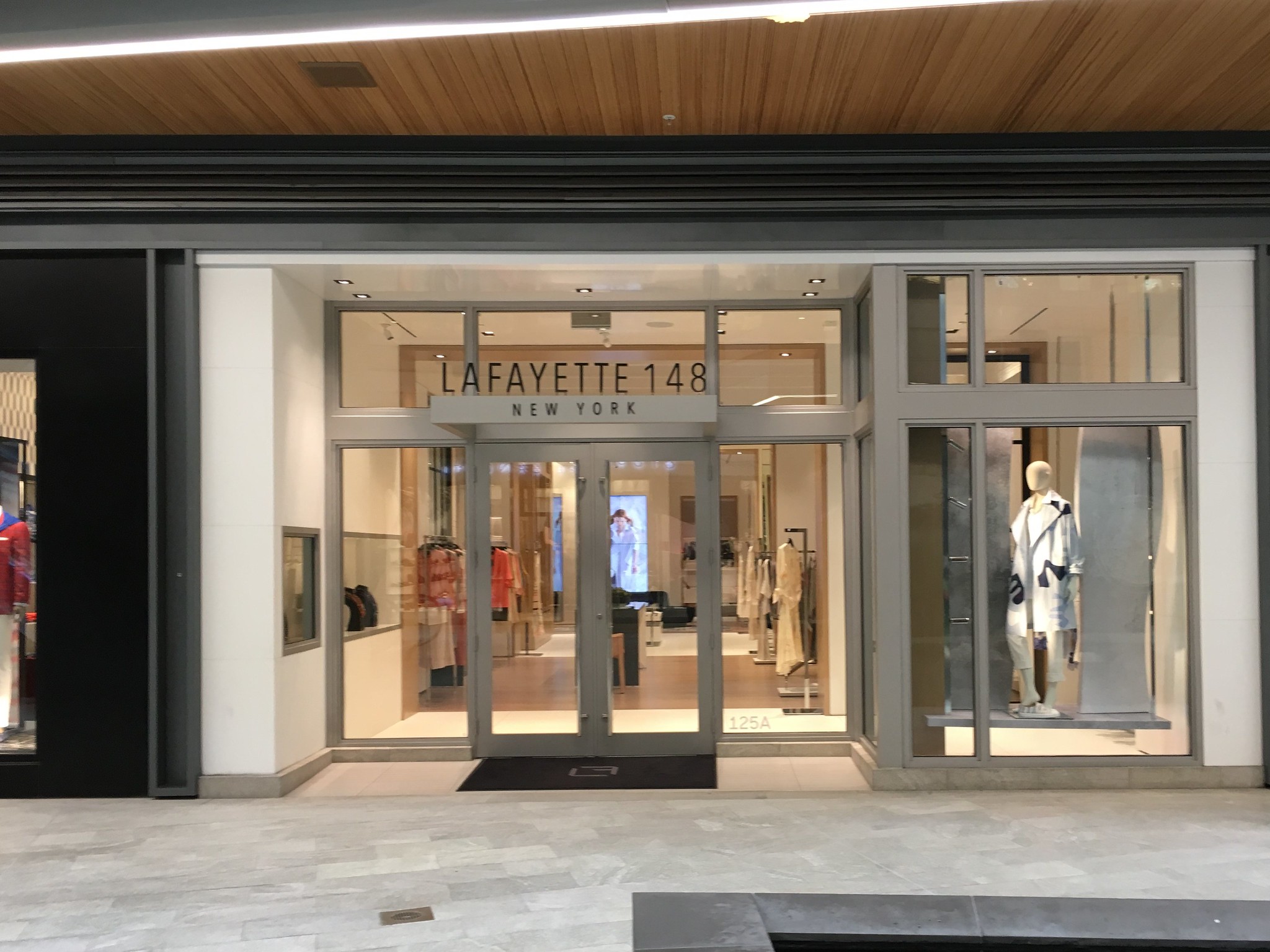 Brickell City Centre: Discover the 24 retail stores designed by YHCE ...